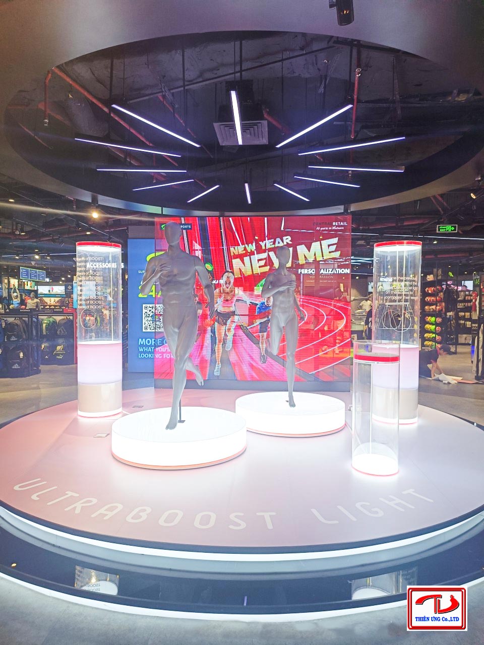 Mô hình Adidas Launch Zone Q.7 - TP.HCM ( 03-03-2023 ) - Quảng Cáo ...